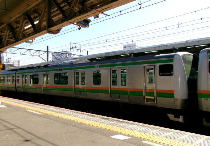 JR東日本E233系電車 クハE232-3502 小田原駅 (JR) 鉄道フォト・写真 by 北東航1さん | レイルラボ(RailLab)