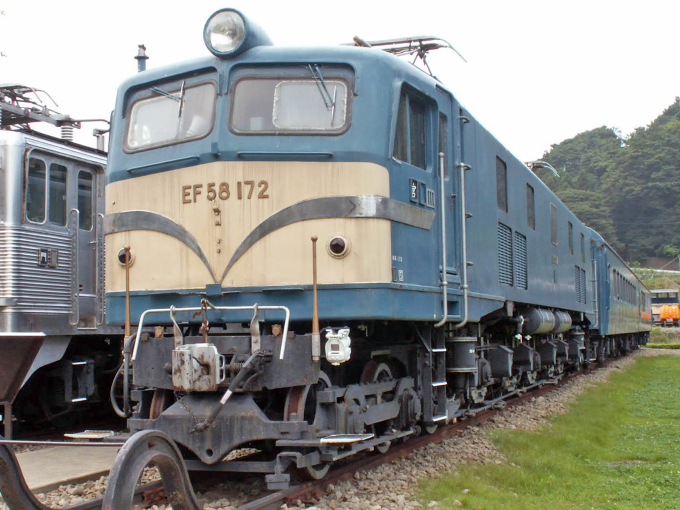 国鉄EF58形電気機関車 EF58-172 横川駅 (群馬県) 鉄道フォト・写真 by ちゃぽんさん | レイルラボ(RailLab)