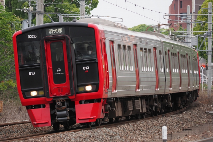 JR九州813系電車 クモハ813-2215 香椎駅 鉄道フォト・写真 by Takさん | レイルラボ(RailLab)