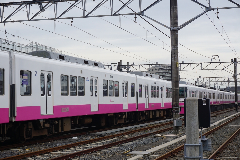 新京成電鉄 新京成8800形電車 8807-2 くぬぎ山駅 鉄道フォト・写真(拡大) by トレインさん | レイルラボ(RailLab)