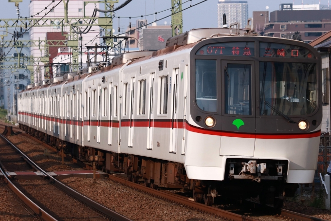 東京都交通局5300形電車 5302-1 神奈川駅 鉄道フォト・写真 by エアポート急行さん | レイルラボ(RailLab)