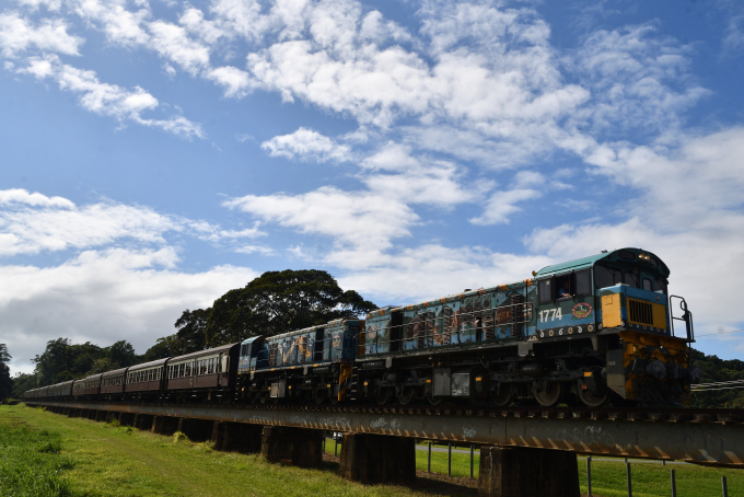 キュランダ高原列車（Kuranda Scenic Railway） Queensland Railways 1720 class 1774 ...