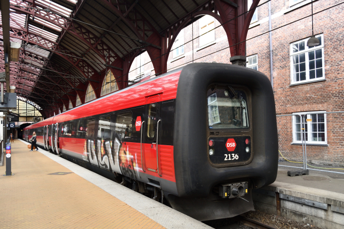 デンマーク国鉄（DSB） ER型(IR4) 2136 København H 鉄道フォト・写真 by papaさん | レイルラボ(RailLab)