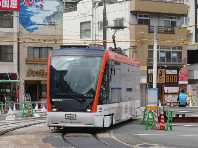 伊予鉄道モハ5000形電車 5013 松山市駅前停留場 鉄道フォト・写真 by kinokuniさん | レイルラボ(RailLab)