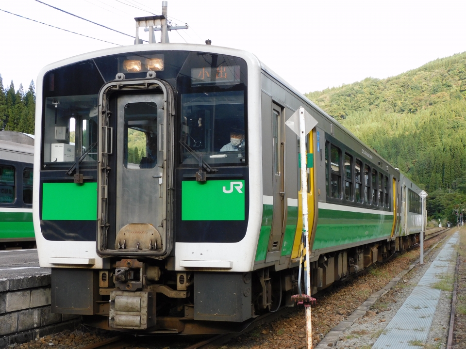 JR東日本キハE120形気動車 会津川口駅 鉄道フォト・写真(拡大) by Ome Rapidさん | レイルラボ(RailLab)