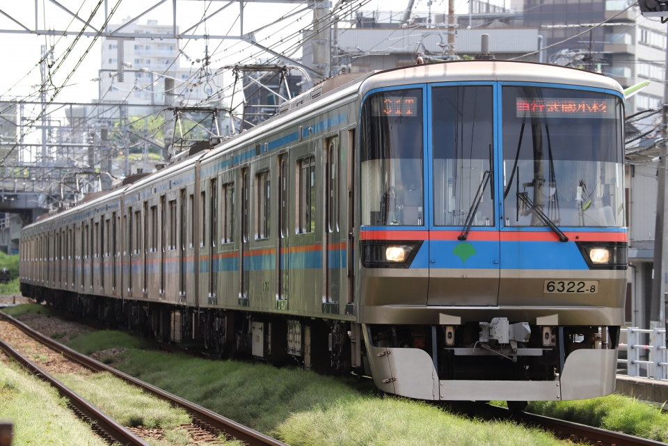 東京都交通局6300形電車 6322-8 大岡山駅 鉄道フォト・写真(拡大) by masakiさん | レイルラボ(RailLab)