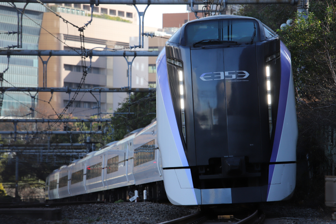 JR東日本E353系電車 クハE352-11 水道橋駅 (JR) 鉄道フォト・写真 by masakiさん | レイルラボ(RailLab)