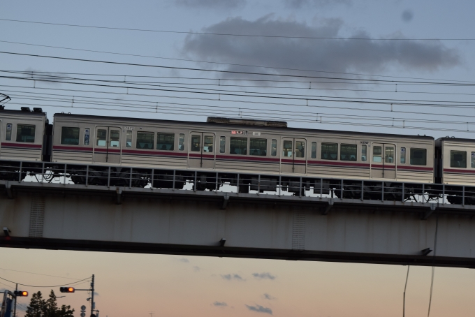京王電鉄 京王7000系電車 7572 京王多摩川駅 鉄道フォト・写真 by 香⠀⠀さん | レイルラボ(RailLab)