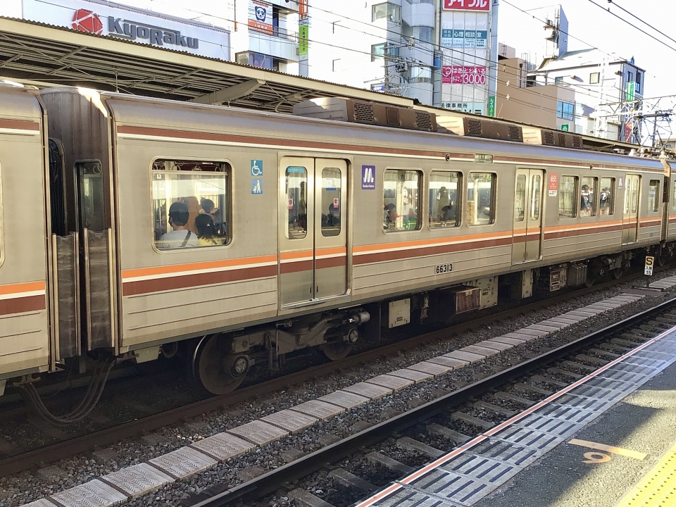 大阪メトロ 大阪市交通局66系電車 66313 淡路駅 鉄道フォト・写真(拡大) by やっちさん | レイルラボ(RailLab)