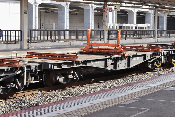JR西日本 国鉄チキ5200形貨車 チキ5266 岡山駅 鉄道フォト・写真 by てばどめさん | レイルラボ(RailLab)