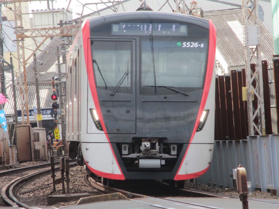 東京都交通局5500形電車 5526-8 京成立石駅 鉄道フォト・写真(拡大) by 総武本線沿線鉄道CHさん | レイルラボ(RailLab)