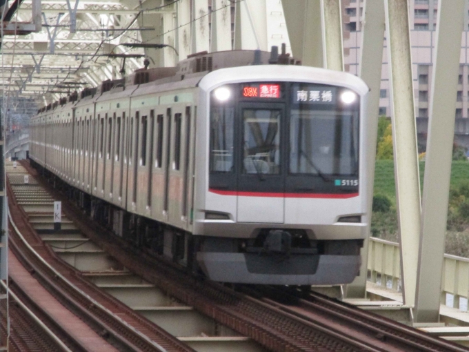 東急電鉄 東急5000系電車 5115 小菅駅 鉄道フォト・写真 by 総武本線沿線鉄道CH【活動縮小中】さん | レイルラボ(RailLab)