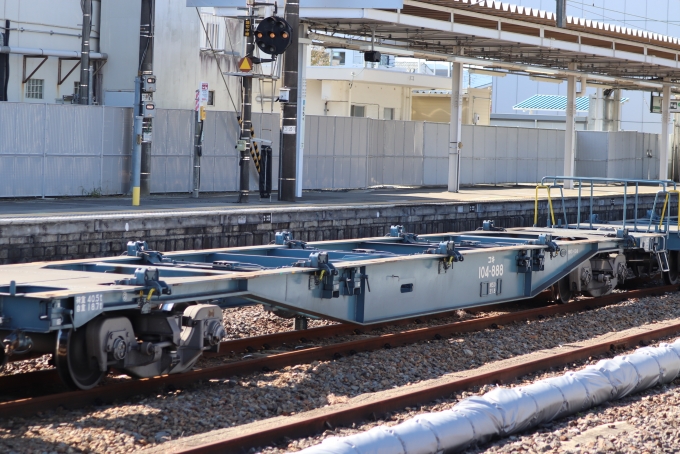 JR貨物コキ100系貨車 コキ104-888 友部駅 鉄道フォト・写真 by フレッシュマリオさん | レイルラボ(RailLab)