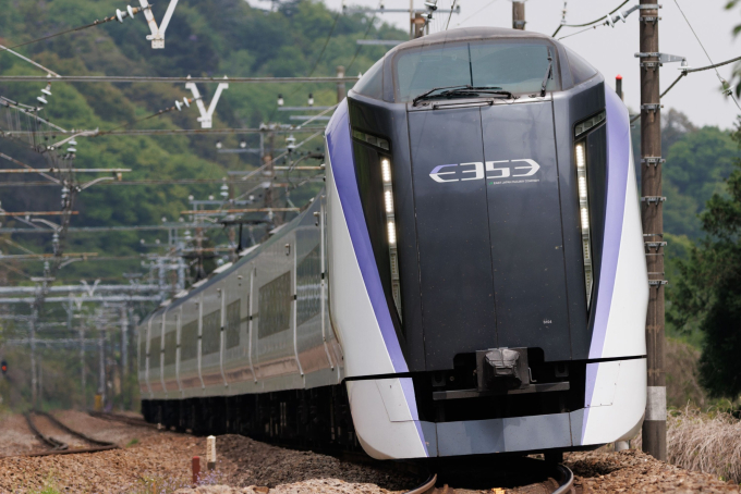 JR東日本E353系電車 かいじ クハE352-4 高尾駅 (東京都|JR) 鉄道フォト・写真 by Kazoo8021さん | レイルラボ(RailLab)