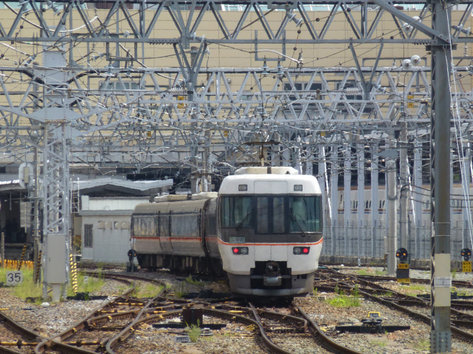 JR東海383系電車 383系 長野駅 (JR) 鉄道フォト・写真 by 急行「志賀」さん | レイルラボ(RailLab)