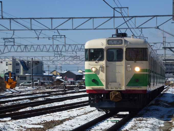 しなの鉄道115系電車 115系 豊野駅 (しなの鉄道) 鉄道フォト・写真 by 急行「志賀」さん | レイルラボ(RailLab)