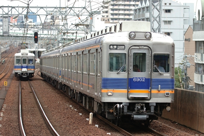 南海電鉄 6000系 6902 新今宮駅 (南海) 鉄道フォト・写真 by ポン太さん | レイルラボ(RailLab)