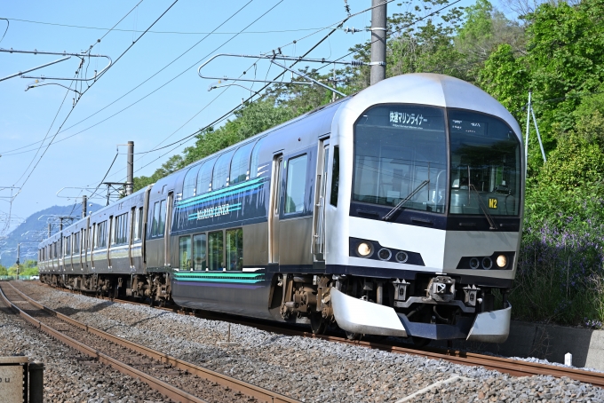 JR四国5000系電車 5002 鬼無駅 鉄道フォト・写真 by ポン太さん | レイルラボ(RailLab)
