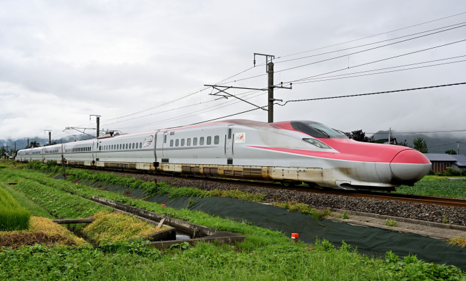 JR東日本 E6系新幹線電車 E621-6 角館駅 (JR) 鉄道フォト・写真 by ポン太さん | レイルラボ(RailLab)