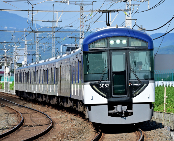 京阪電鉄 京阪3000系電車(2代) 3052 淀駅 鉄道フォト・写真 by ポン太さん | レイルラボ(RailLab)