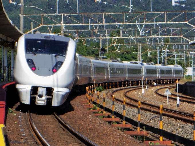 683系 W35編成 (吹田総合車両所 京都支所) 徹底ガイド | レイルラボ(RailLab)