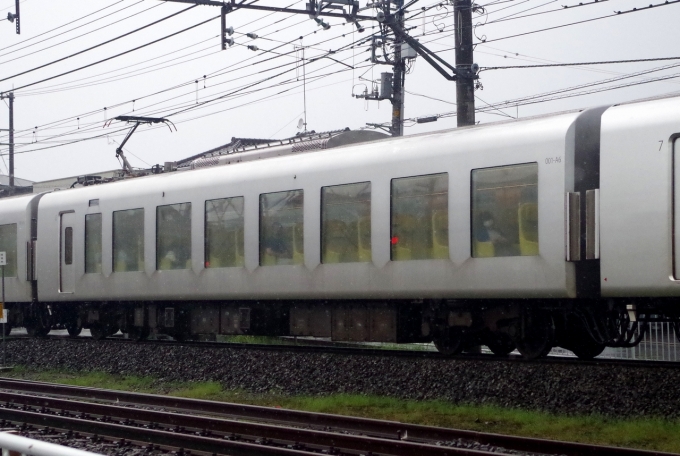 西武鉄道 西武001系電車 001-A6 元加治駅 鉄道フォト・写真 by バス親父さん | レイルラボ(RailLab)
