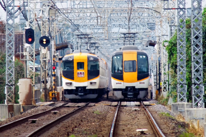 近畿日本鉄道 近鉄12600系電車 漕代駅 鉄道フォト・写真 by VISTAEXさん | レイルラボ(RailLab)