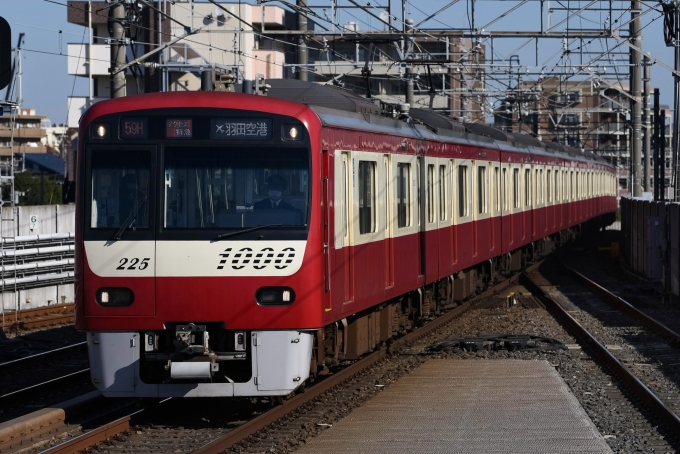 京急電鉄 京急1000形電車(2代) 1225 東松戸駅 (京成) 鉄道フォト・写真 by NIUMさん | レイルラボ(RailLab)