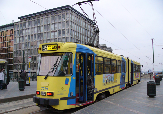 STIB 7779 LOUISE 鉄道フォト・写真 by モニ3412さん | レイルラボ(RailLab)