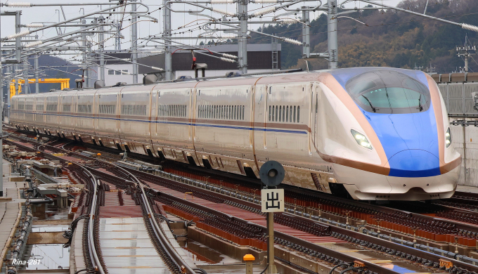 JR東日本 E7・W7系新幹線電車 かがやき E714-43 加賀温泉駅 (JR) 鉄道フォト・写真 by RINA-281さん | レイルラボ(RailLab)