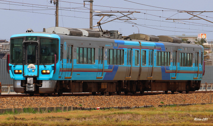 IRいしかわ鉄道521系電車 明峰駅 鉄道フォト・写真 by RINA-281さん | レイルラボ(RailLab)