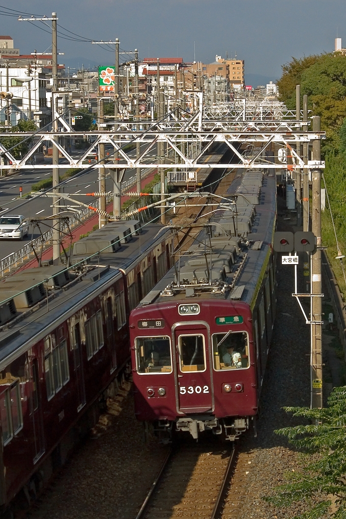 阪急電鉄 阪急5300系電車 5302 崇禅寺駅 鉄道フォト・写真 by 丹波篠山さん | レイルラボ(RailLab)