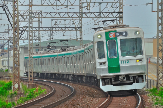 京都市交通局10系電車 1112 小倉駅 (京都府) 鉄道フォト・写真 by 丹波篠山さん | レイルラボ(RailLab)