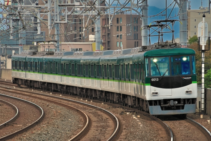 京阪電鉄 京阪6000系電車 6013 西三荘駅 鉄道フォト・写真 by 丹波篠山さん | レイルラボ(RailLab)
