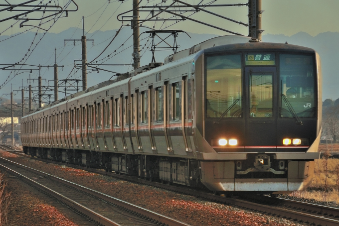 JR西日本321系電車 クモハ320-27 新三田駅 鉄道フォト・写真 by 丹波篠山さん | レイルラボ(RailLab)