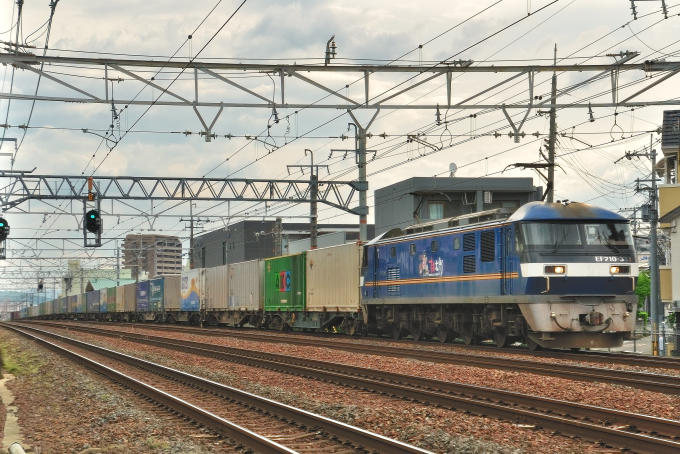 JR貨物EF210形電気機関車 EF210-332 摂津富田駅 鉄道フォト・写真 by 丹波篠山さん | レイルラボ(RailLab)