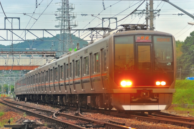 JR西日本321系電車 クモハ321-31 広野駅 (兵庫県) 鉄道フォト・写真 by 丹波篠山さん | レイルラボ(RailLab)