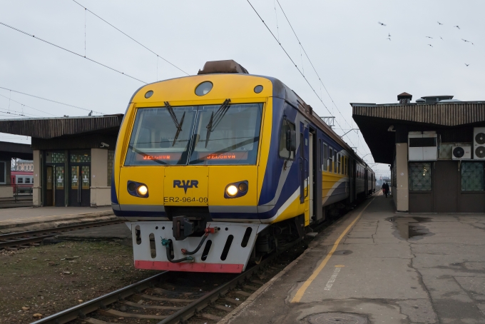 ラトビア国鉄 ER2型直流電車 ER2-964-09 Rīga（リガ）駅 鉄道フォト・写真 by こめさん | レイルラボ(RailLab)