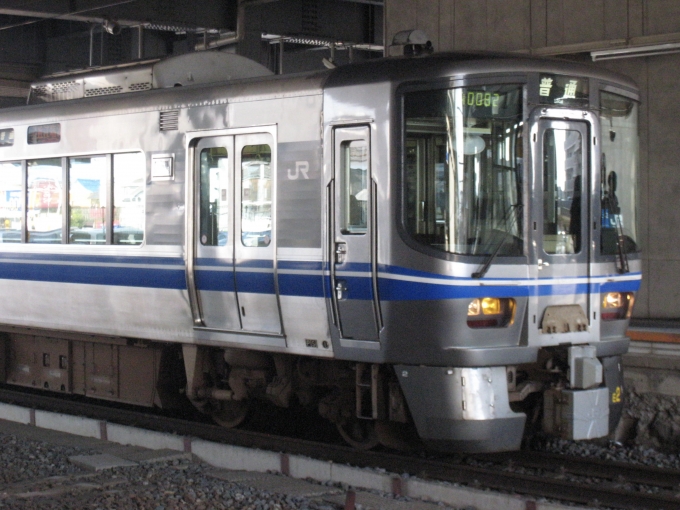 521系 E02編成 (敦賀地域鉄道部 敦賀運転センター) 徹底ガイド | レイルラボ(RailLab)