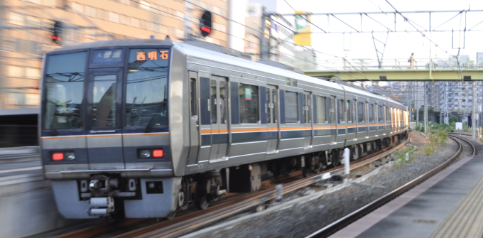 JR西日本207系電車 クハ207-113 新大阪駅 (JR) 鉄道フォト・写真 by Aץameさん | レイルラボ(RailLab)