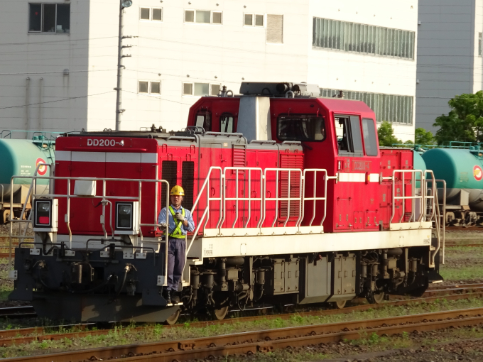 JR貨物DD200形ディーゼル機関車 DD200-4 四日市駅 鉄道フォト・写真 by Aimyuさん | レイルラボ(RailLab)