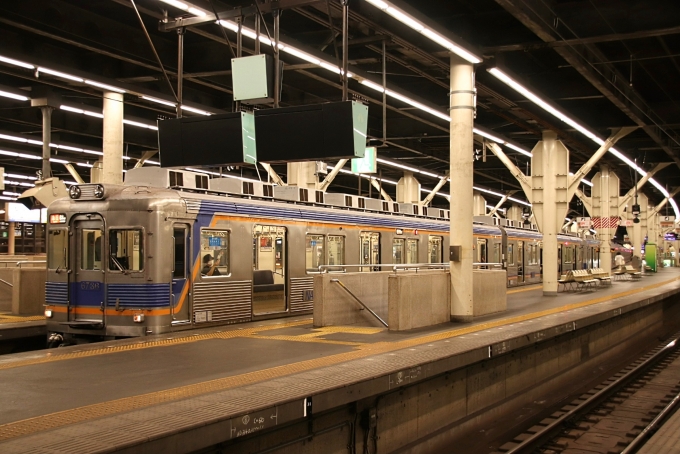 南海電鉄 南海6000系電車 6736 難波駅 (南海) 鉄道フォト・写真 by 薄着管理職さん | レイルラボ(RailLab)
