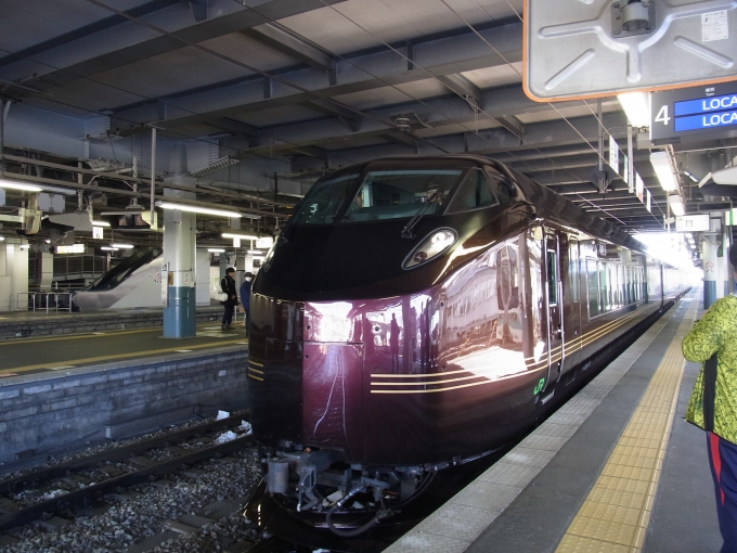 JR東日本E655系電車 なごみ クモロE654-101 松本駅 (JR) 鉄道フォト・写真 by E4系P82編成さん | レイルラボ(RailLab)