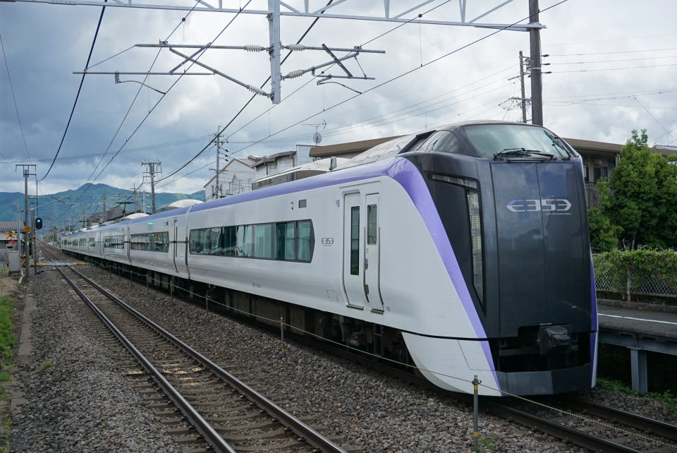 JR東日本E353系電車 あずさ クハE352-9 広丘駅 鉄道フォト・写真(拡大) by E4系P82編成さん | レイルラボ(RailLab)