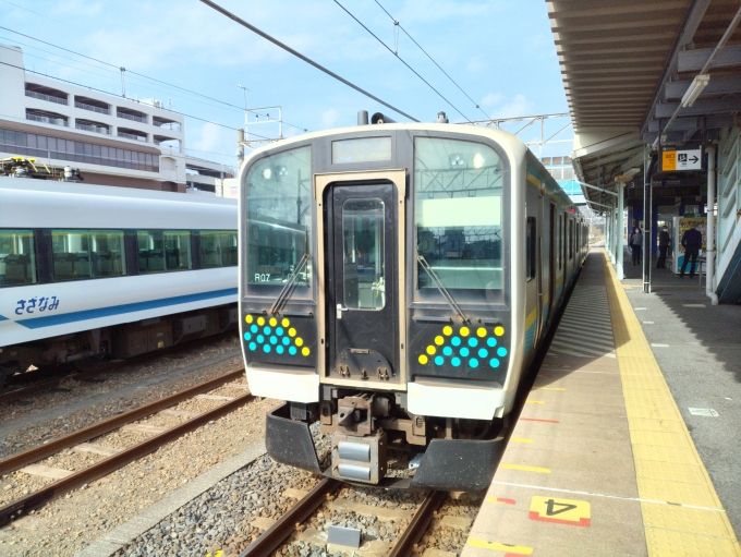 JR東日本E131系電車 クハE130-7 安房鴨川駅 鉄道フォト・写真 by 新御茶ノ水さん | レイルラボ(RailLab)
