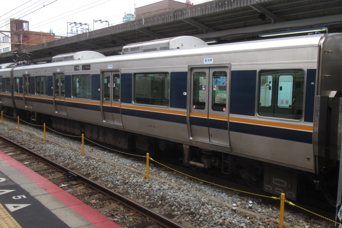 JR西日本321系電車 モハ320-63 西明石駅 鉄道フォト・写真 by かいそうしゃさん | レイルラボ(RailLab)
