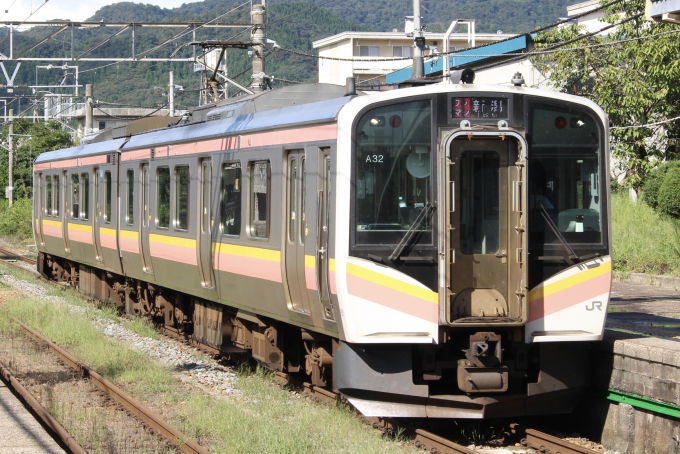JR東日本E129系電車 クモハE129-132 村上駅 (新潟県) 鉄道フォト・写真 by 常磐線民さん | レイルラボ(RailLab)