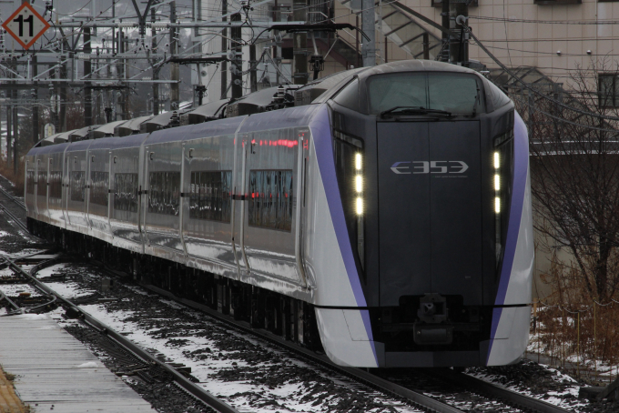 JR東日本E353系電車 あずさ クハE353-11 下諏訪駅 鉄道フォト・写真 by 常磐線民さん | レイルラボ(RailLab)