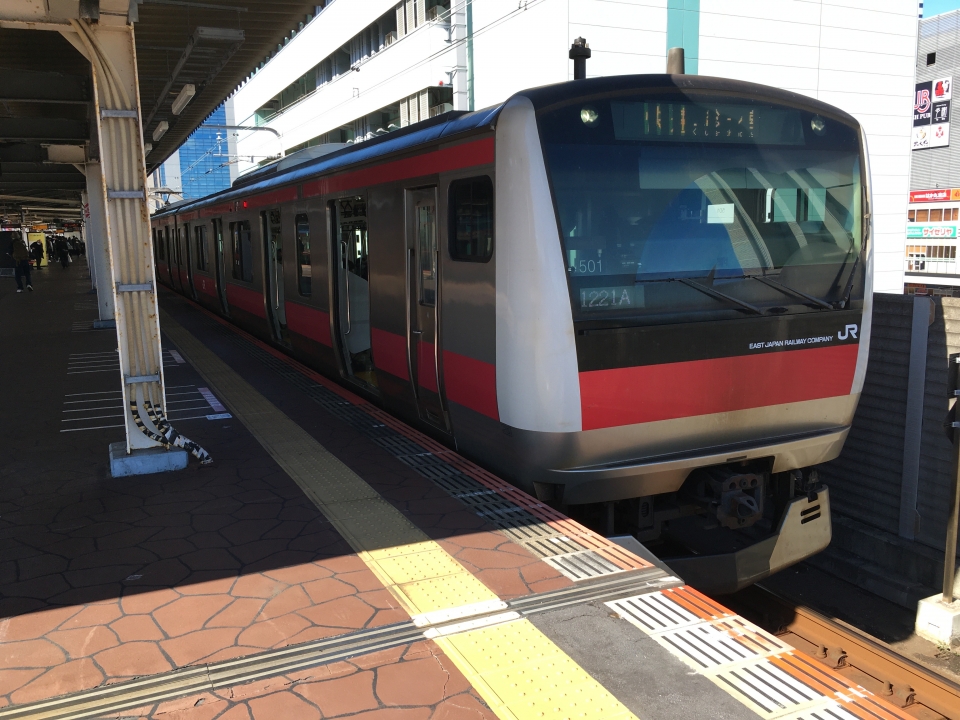 JR東日本E233系電車 クハE233-5001 海浜幕張駅 鉄道フォト・写真(拡大) by くらぼんぼんさん | レイルラボ(RailLab)