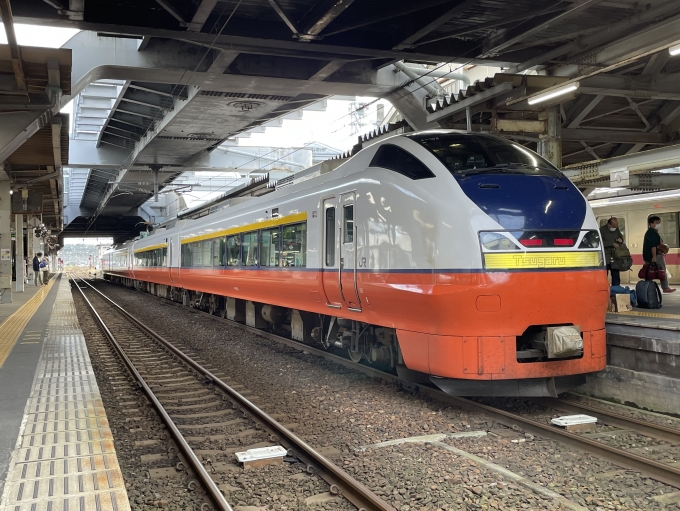 JR東日本E751系電車 つがる クハE751-2 秋田駅 鉄道フォト・写真 by abikoshiyさん | レイルラボ(RailLab)